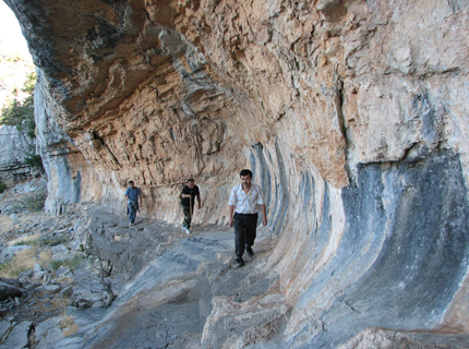 Ahmet Şahin Kültür Evi » Giden Gelmez Dağları